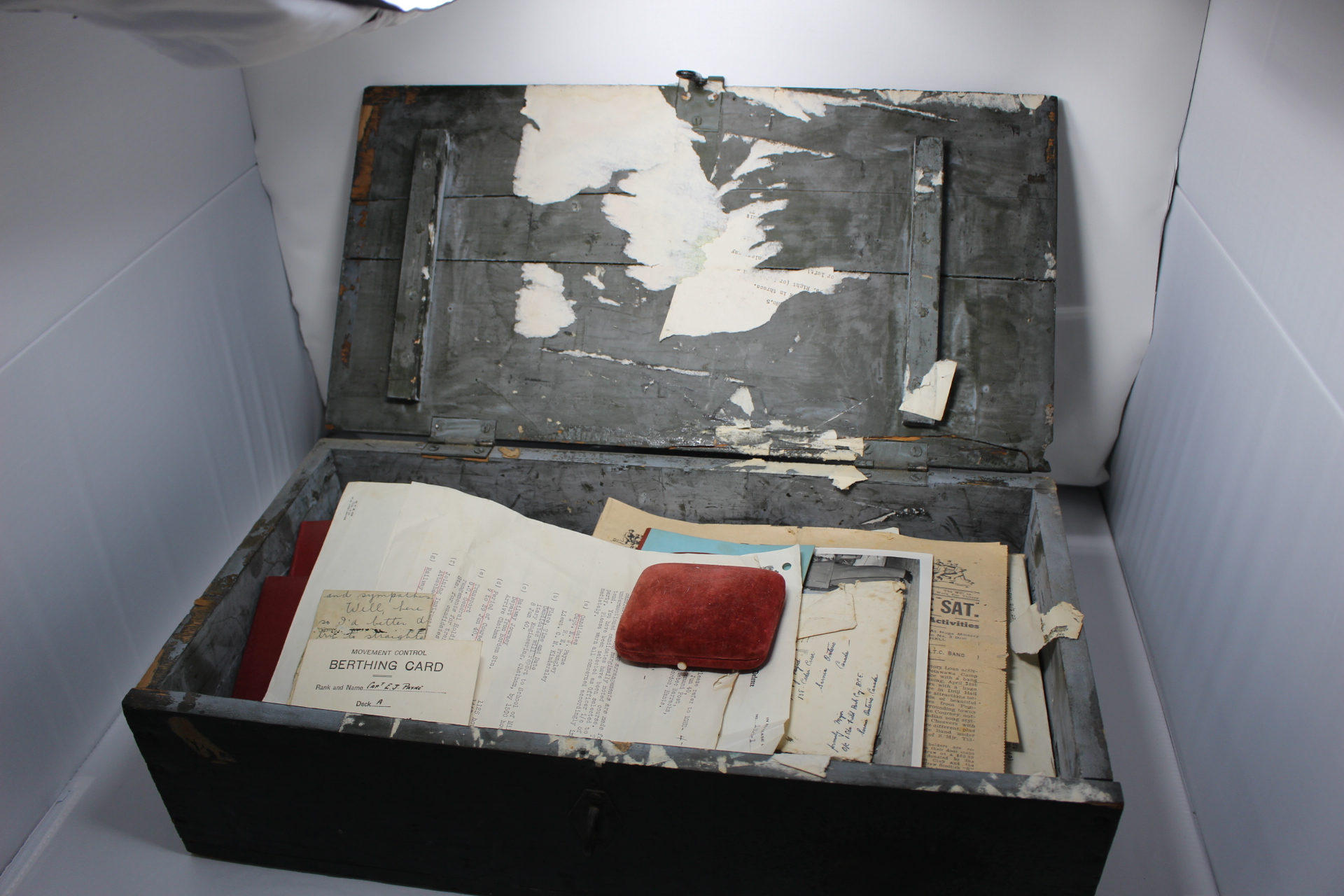 Opening a WWII Military Foot Locker | GrantSpiller.com